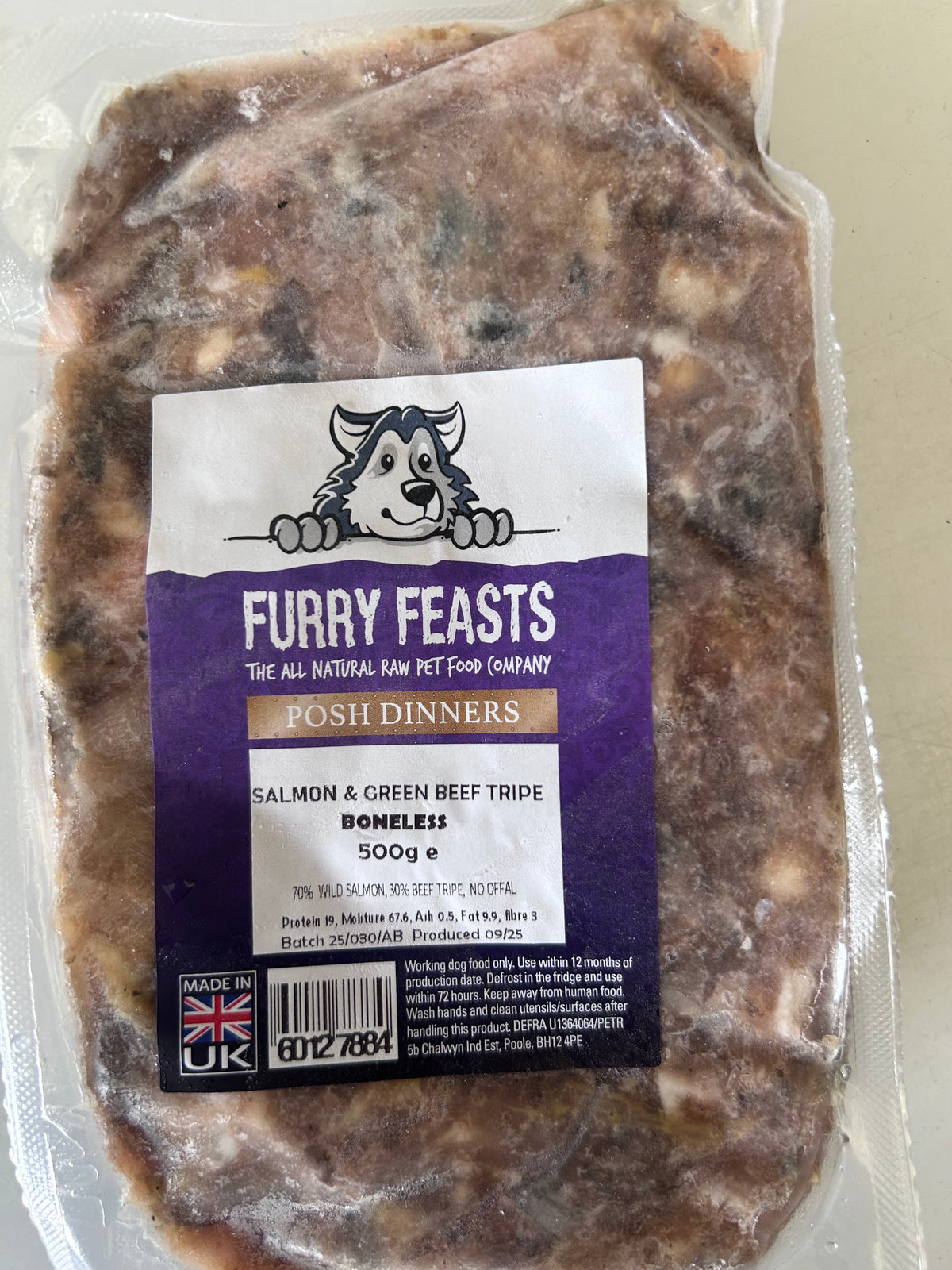 Furry Feasts Posh Salmon & Beef Tripe Boneless 500g Raw Dog Food | Rhe ...